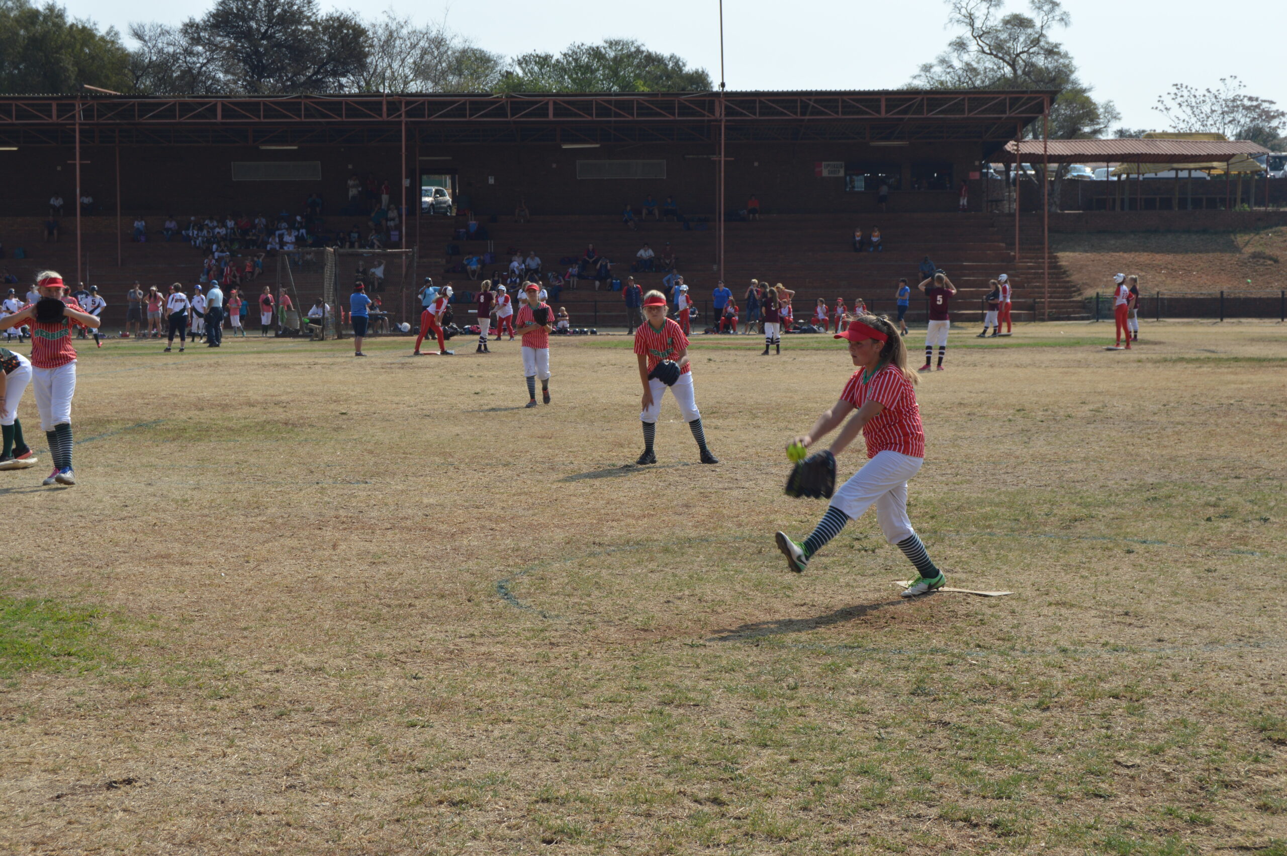 Sagtebal – Laerskool Hermanstad