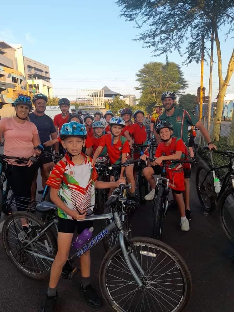 Fietsry – Laerskool Hermanstad